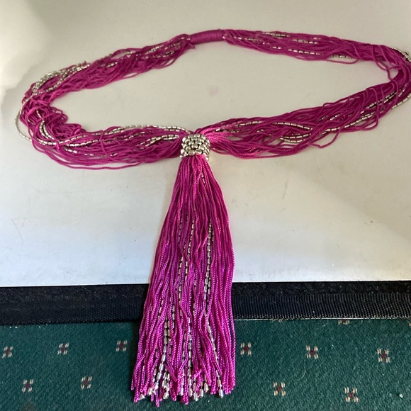 Jewelry | Necklace Nwot Magenta Silver Chain Bead Magenta Silky Fiber ...